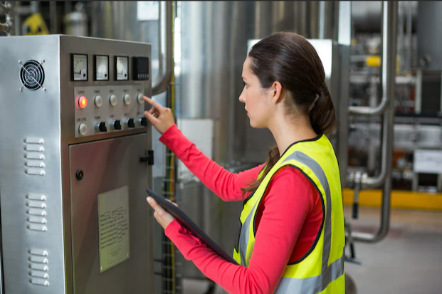 Una operadora de maquinaria alcanza la incapacidad permanente por un ...